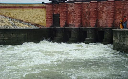 Parichha Dam tour with Antilog Vacations at Jhansi Central India