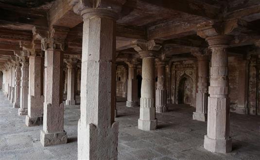 Dilawar Khan's Mosque tour with Antilog Vacations at Mandu Central India