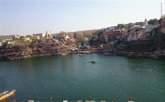 Kajal Rani Cave tour with Antilog Vacations at Omkareshwar Central India