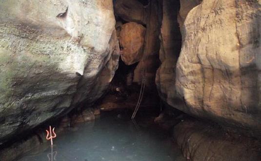 Jata Shankar Cave tour with Antilog Vacations at Pachmarhi Central India