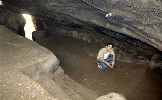 Jata Shankar Cave tour with Antilog Vacations at Pachmarhi Central India