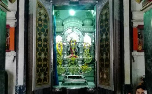 Gopal Mandir tour with Antilog Vacations at Ujjain Central India