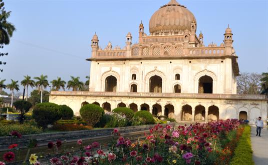Gulab Bari tour with Antilog Vacations at Ayodhya North India