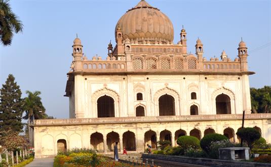 Gulab Bari tour with Antilog Vacations at Ayodhya North India