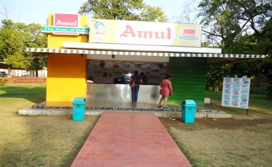 Amul Dairy Museum tour with Antilog Vacations at Anand Western India