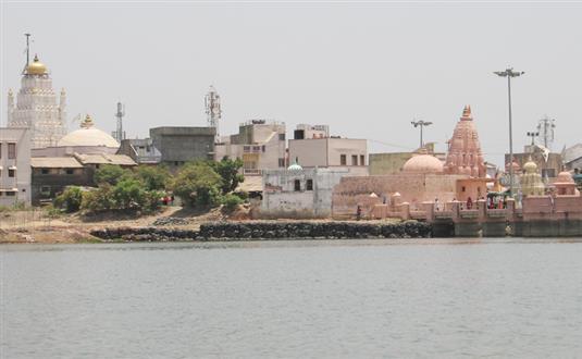 Ranchhodrai Dakor Temple tour with Antilog Vacations at Anand Western India