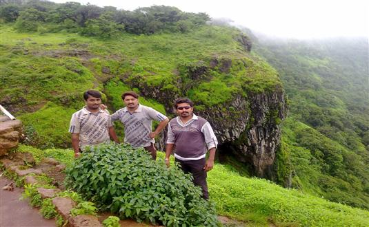 Elephant's Head Point tour with Antilog Vacations at Mahabaleshwar ...