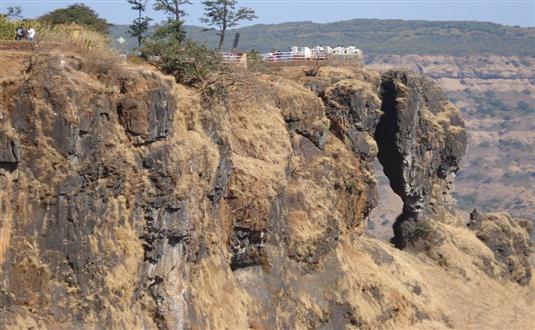 Elephant's Head Point tour with Antilog Vacations at Mahabaleshwar ...