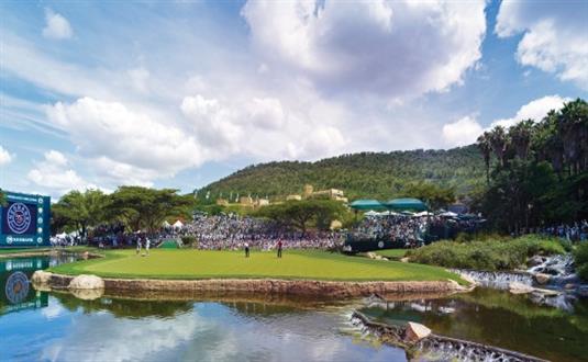 The Gary Player Golf Course tour with Antilog Vacations at Sun City ...