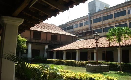 Dutch Period Museum tour with Antilog Vacations at Colombo Sri Lanka