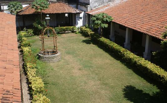 Dutch Period Museum tour with Antilog Vacations at Colombo Sri Lanka